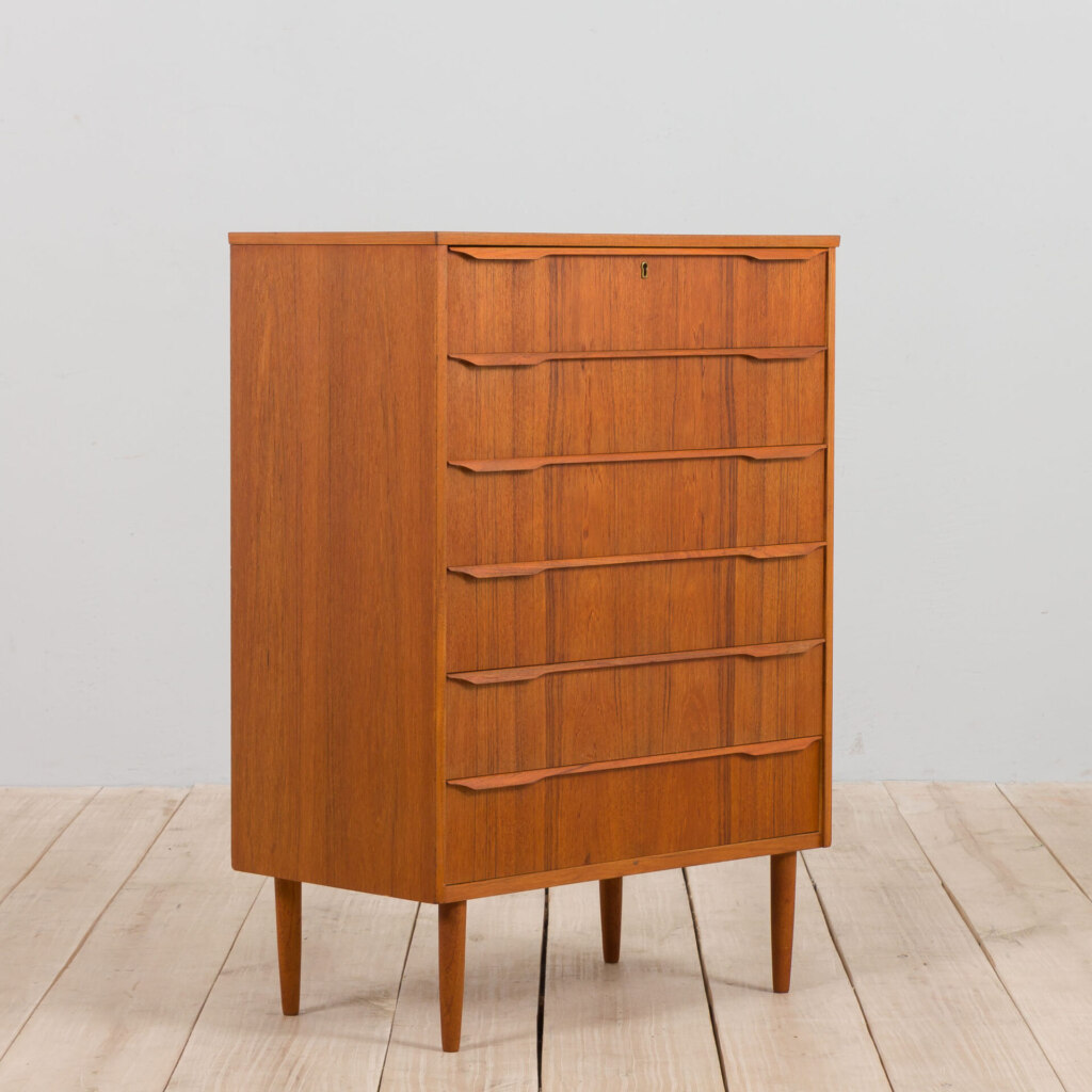 Vintage Danish dresser in teak by Trekanten , 1960s - Futureantiques
