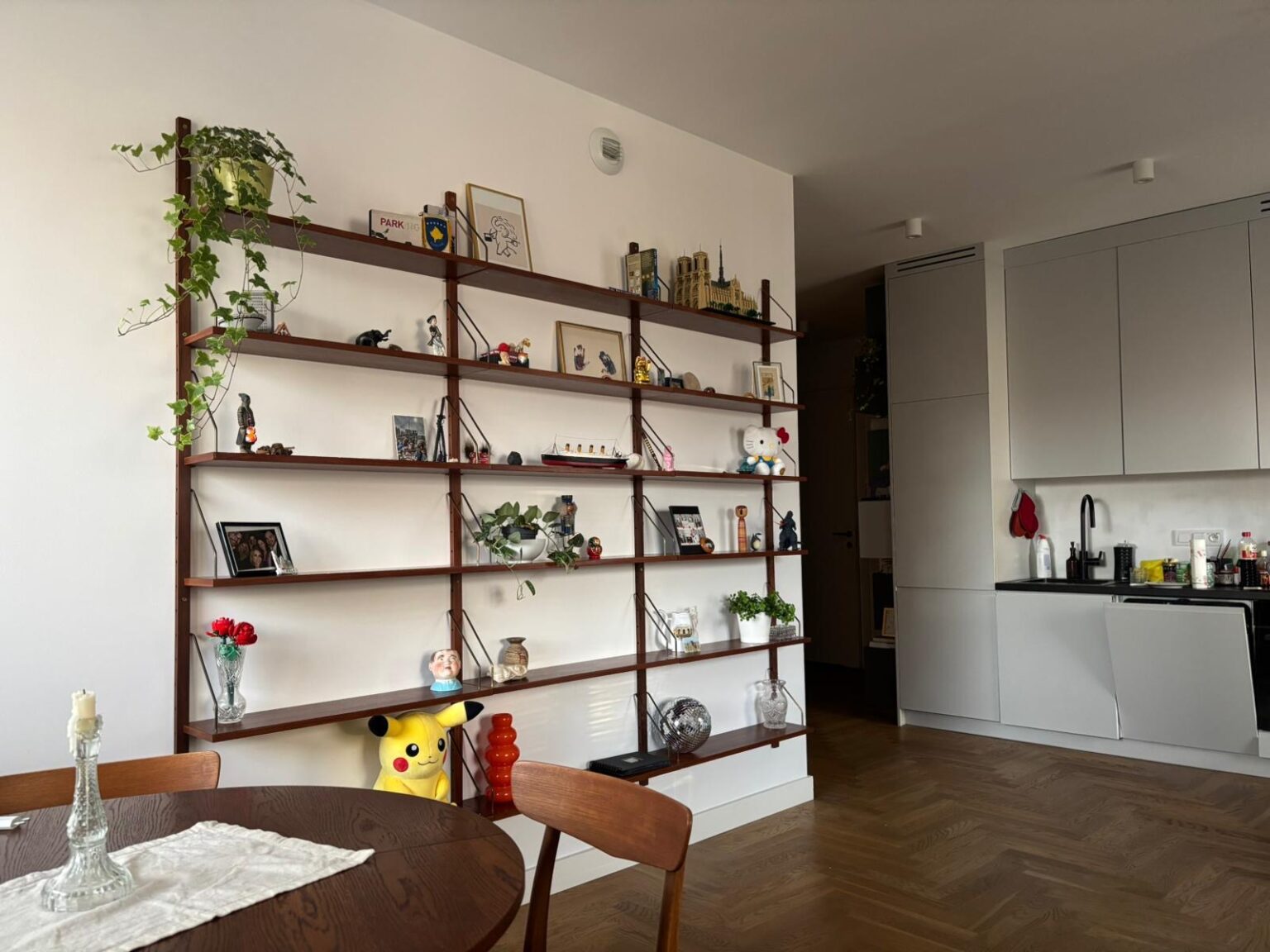 Danish teak daybed in thick boucle fabric, 1960s - Futureantiques